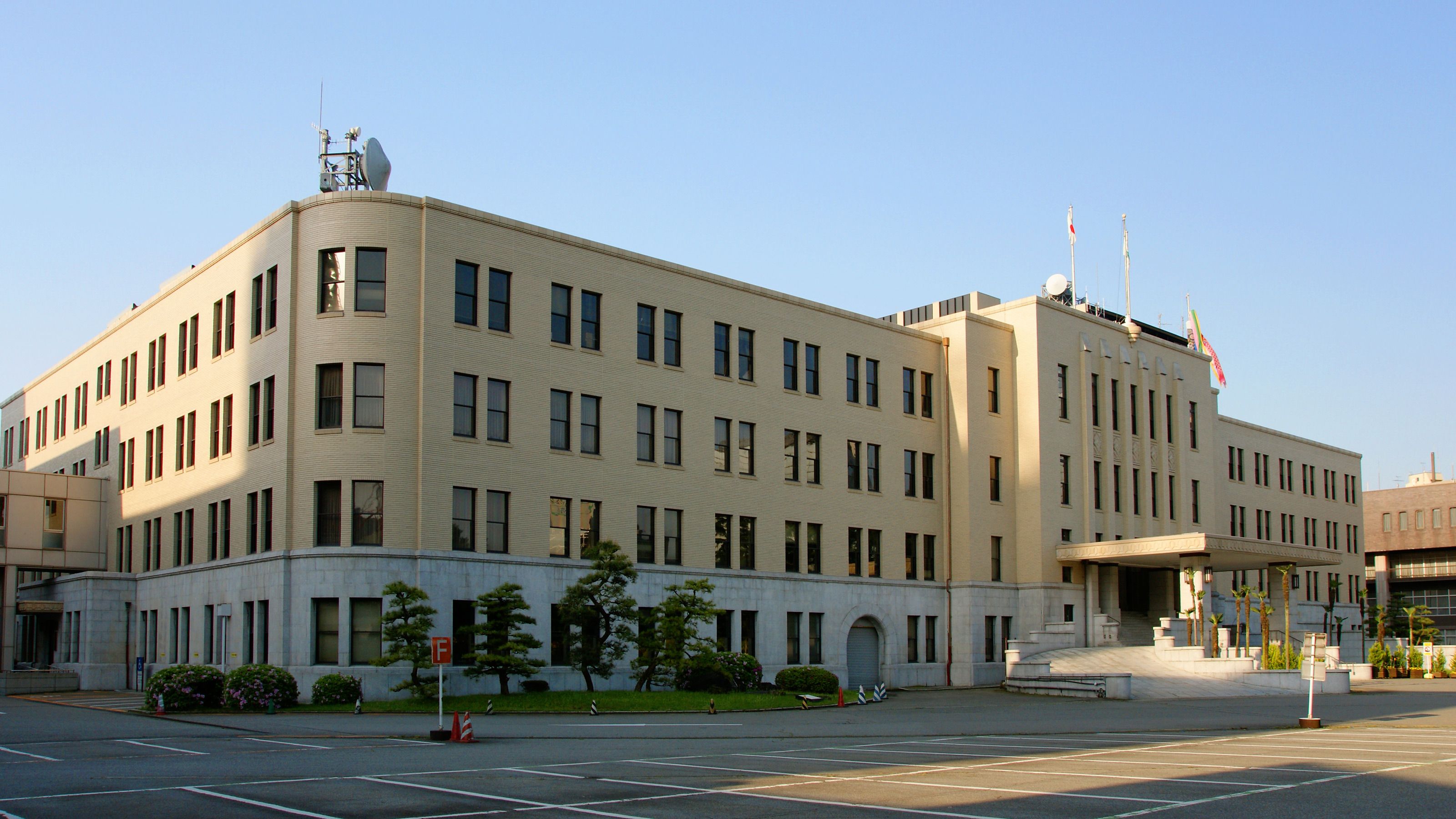 ｢ウィーン出張中の自由時間にコンサート｣は是か非か…過激化する｢公務員たたき｣で私が心配すること むしろ公務後に｢ずっとホテルにいる｣ほうが ...