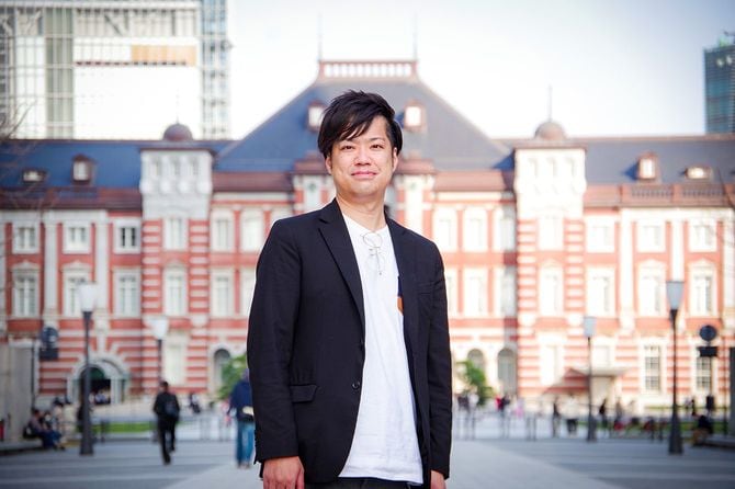 創価学会の本部職員を退職した文筆家の正木伸城さん